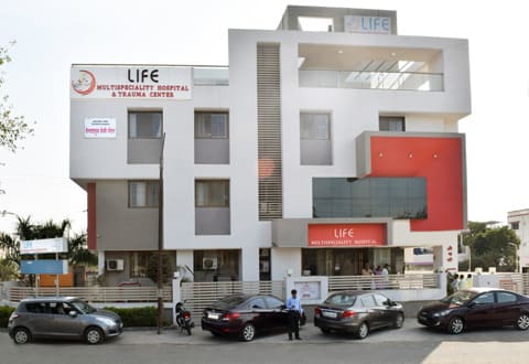Neuro & Spine care – Life Multispeciality Hospital